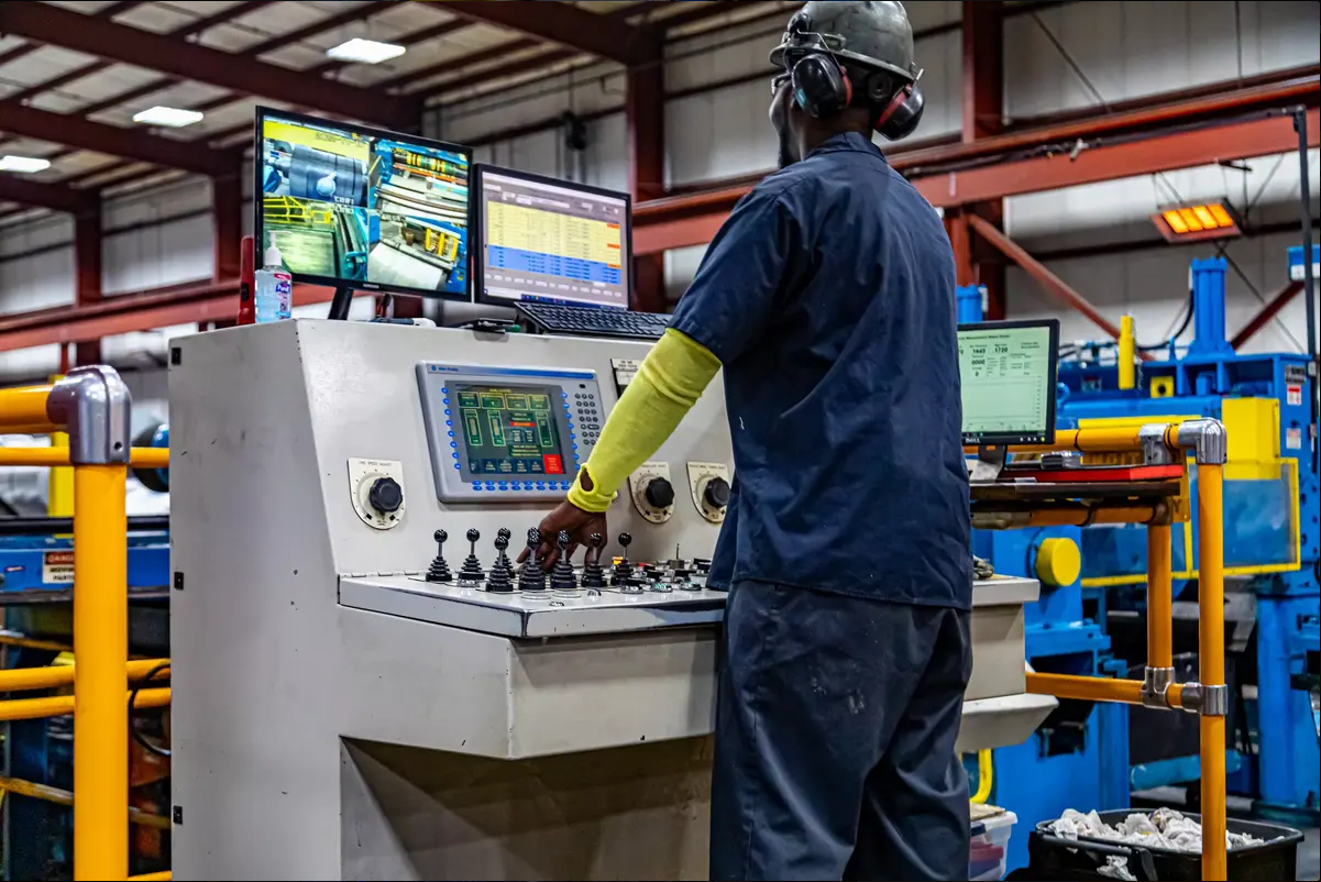 Phoenix Steel Service: Precision Steel Processing